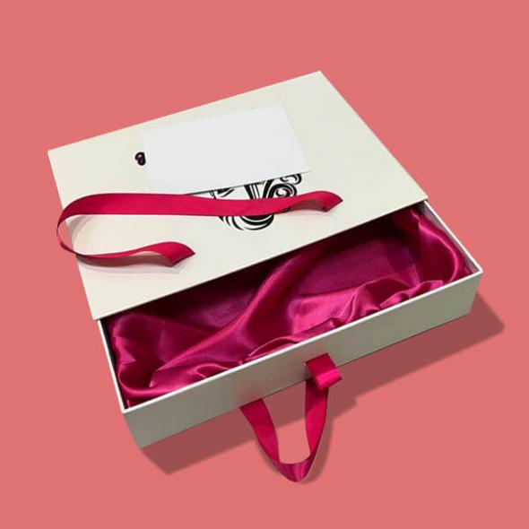 Custom Robe Boxes